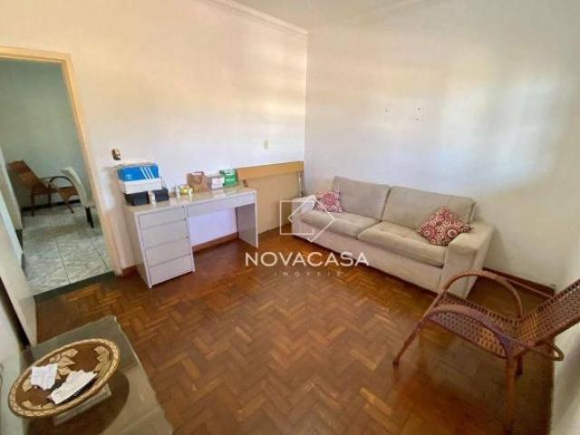 Casa com 3 dormitórios à venda, 255 m² por R$ 800.000,00 São João Batista Belo Horizonte/MG