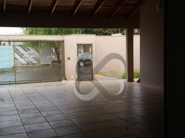 Casa com 3 dormitórios à venda, 255 m² por R$ 830.000,00 Jardim Kobayashi Londrina/PR