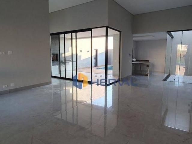 Casa com 3 dormitórios à venda, 256 m² por R$ 2.390.000,00 Cidade Alta Maringá/PR