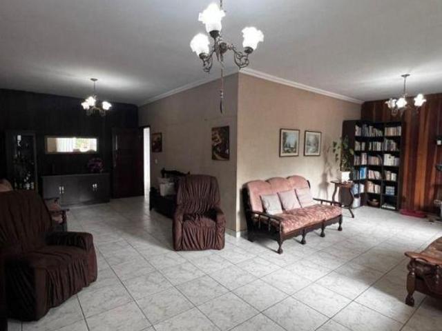 Casa com 3 dormitórios à venda, 259 m² por R$ 900.000 Jardim Santa Genebra Em frente ao Shopping