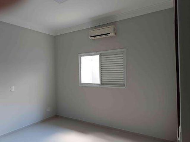 Casa com 3 dormitórios à venda, 250 m² por R$ 1.470.000,00 Reside