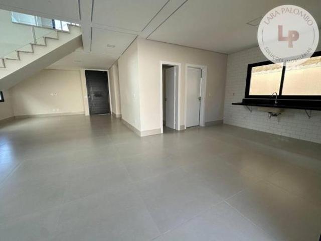 Casa com 3 dormitórios à venda, 250 m² por R$ 1.890.000,00 Condomínio Recanto dos Paturis Vinhed