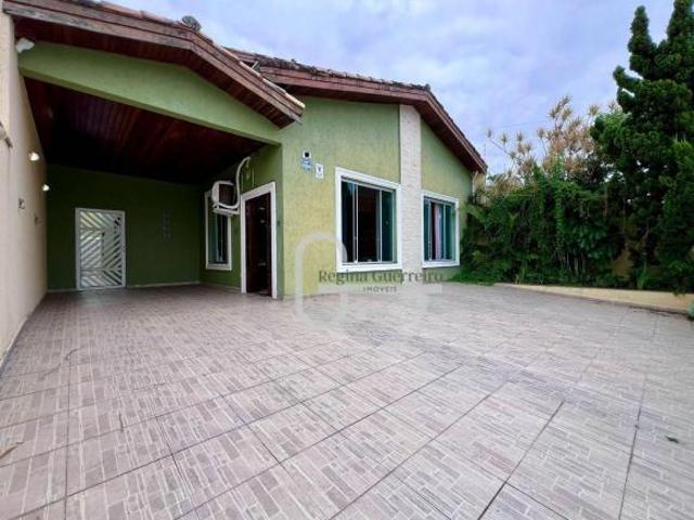Casa com 3 dormitórios à venda, 250 m² por R$ 1.300.000,00 Balneário Florida Peruíbe/SP