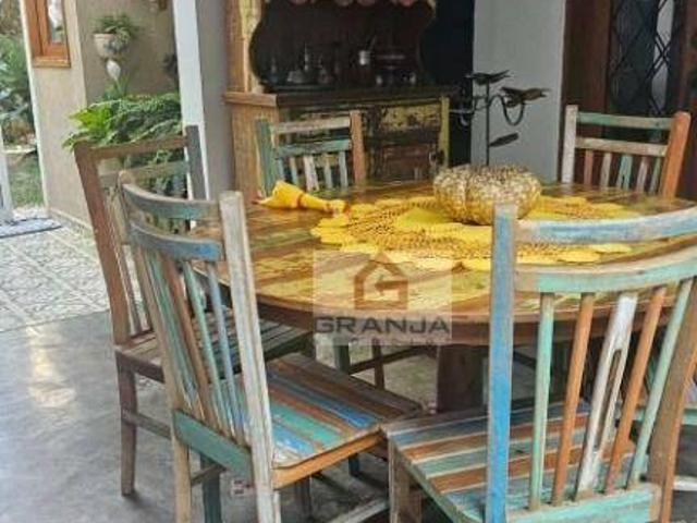 Casa com 3 dormitórios à venda, 250 m² por R$ 1.300.000,00 Granja Viana Carapicuíba/SP