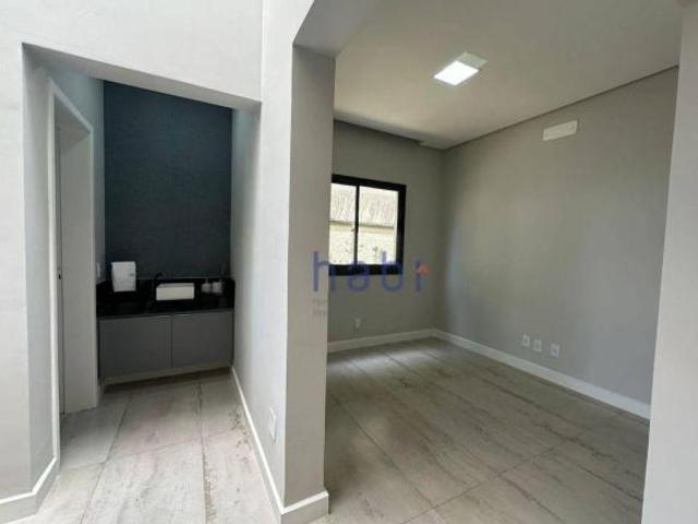 Casa com 3 dormitórios à venda, 250 m² por R$ 2.400.000,00 Condomínio Alphaville Nova Esplanada 3