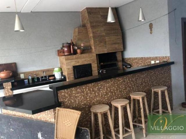 Casa com 3 dormitórios à venda, 250 m² por R$ 2.400.000,00 Village La Montagne São José do Rio P