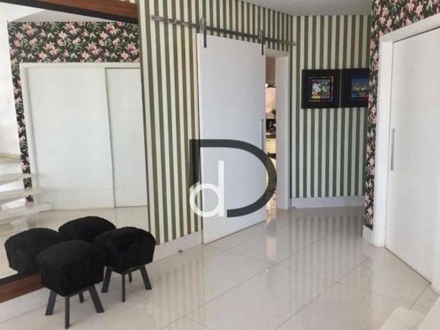 Casa com 3 dormitórios à venda, 250 m² por R$ 2.500.000,00 Condomínio Villagio Capriccio Louveir