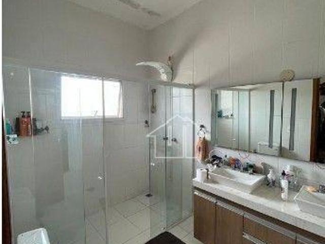 Casa com 3 dormitórios à venda, 250 m² por R$ 2.195.000,00 Villa Branca Jacareí/SP