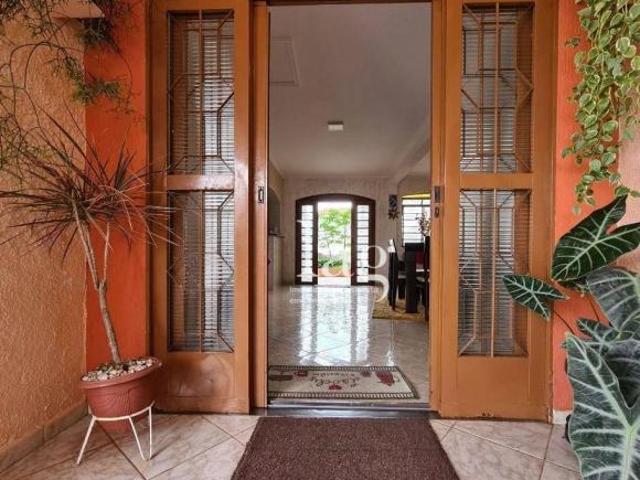Casa com 3 dormitórios à venda, 250 m² por R$ 2.200.000,00 Jardim Maria José Votorantim/SP