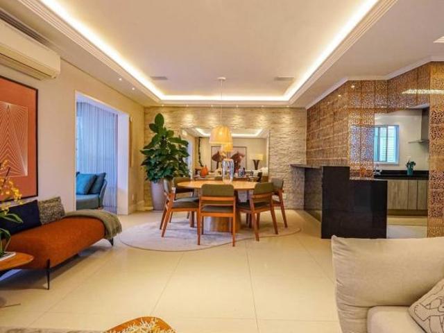 Casa com 3 dormitórios à venda, 250 m² por R$ 2.299.000,00 Nascente da Granja Viana Cotia/SP