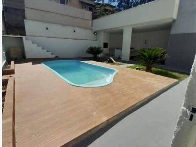 Casa com 3 dormitórios à venda, 250 m² por R$ 799.000 Village Flamboyant Cuiabá/MT