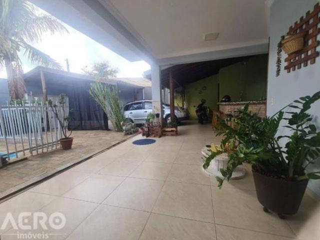 Casa com 3 dormitórios à venda, 250 m² por R$ 850.000,00 Jardim Colonial Bauru/SP