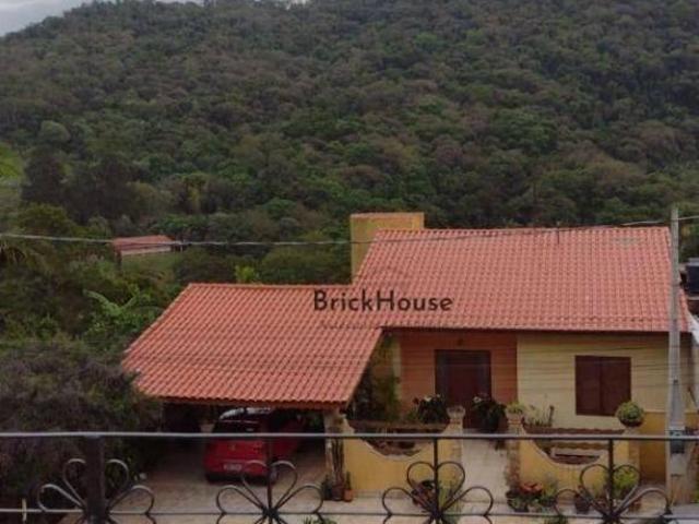 Casa com 3 dormitórios à venda, 250 m² por R$ 850.000,00 Jardim Boa Vista São Roque/SP