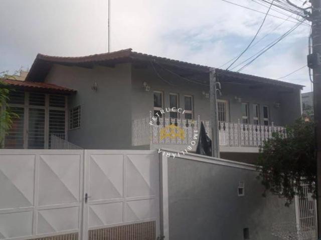 Casa com 3 dormitórios à venda, 250 m² por R$ 950.000,00 Jardim Panorama Valinhos/SP
