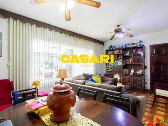 Casa com 3 dormitórios à venda, 250 m² Vila Scarpelli Santo André/SP