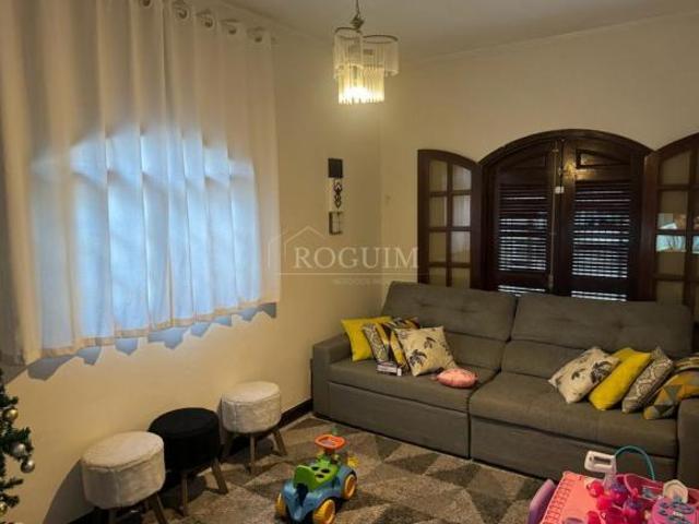 Casa com 3 dormitórios à venda,250.00 m, SAO JOSE DOS CAMPOS SP