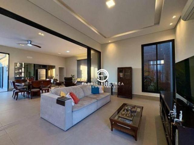 Casa com 3 dormitórios à venda, 251 m² por R$ 1.550.000,00 Pérola do Vale Tremembé/SP