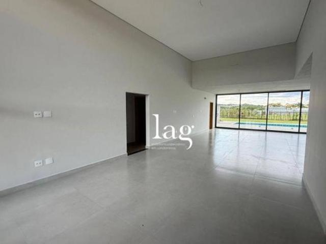 Casa com 3 dormitórios à venda, 253 m² por R$ 1.850.000,00 Condomínio Village Ipanema II Araçoi