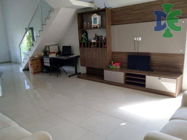 Casa com 3 dormitórios à venda, 253 m² por R$ 1.300.000,00 Condomínio Parque Vale dos Lagos Jaca
