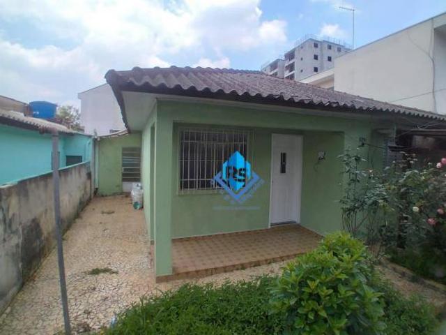 Casa com 3 dormitórios à venda, 253,00 m² de terreno e 210m² de construção por R$ 890.000 Vila Ba