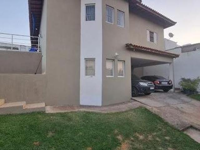 Casa com 3 dormitórios à venda, 264 m² por R$ 900.000,00 Jardim Emilia Valinhos/SP