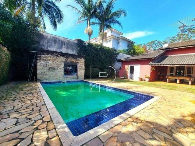 Casa com 3 dormitórios à venda, 265 m² por R$ 1.500.000,00 Parque das Artes Embu das Artes/SP