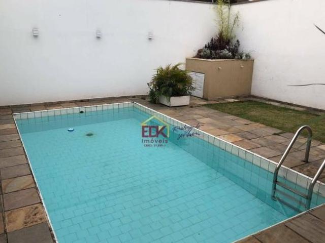 Casa com 3 dormitórios à venda, 267 m² por R$ 680.000,00 Centro Pindamonhangaba/SP
