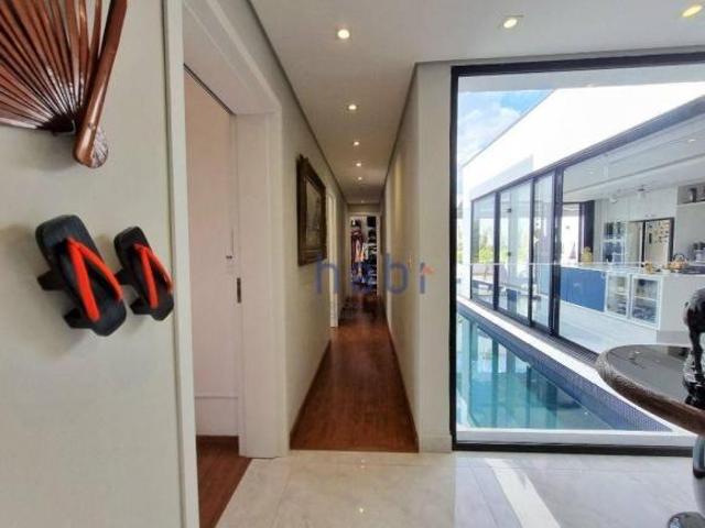 Casa com 3 dormitórios à venda, 260 m² por R$ 3.200.000,00 Condomínio Alphaville Nova Esplanada 3