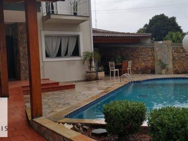 Casa com 3 dormitórios à venda, 260 m² por R$ 1.500.000,00 Vila Petrópolis Atibaia/SP