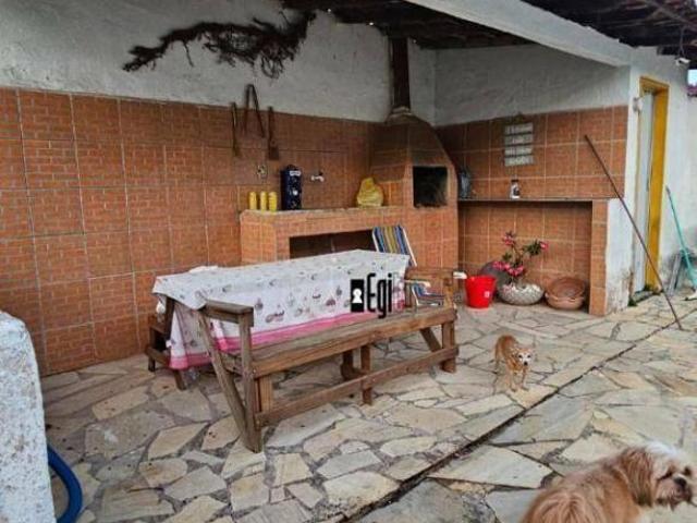 Casa com 3 dormitórios à venda, 260 m² por R$ 315.000 Chacara Chácara/MG