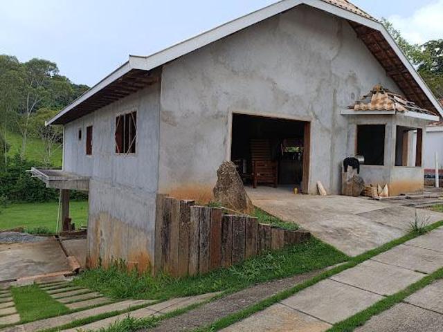 Casa com 3 dormitórios à venda, 260 m² por R$ 700.000,00 José da Rosa São Bento do Sapucaí/SP