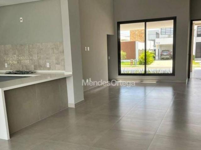 Casa com 3 dormitórios à venda, 261 m² por R$ 2.300.000,00 Alphaville Votorantim/SP