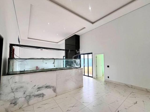 Casa com 3 dormitórios à venda, 262 m² por R$ 1.800.000,00 Condomínio Village Moutonnée Salto/SP
