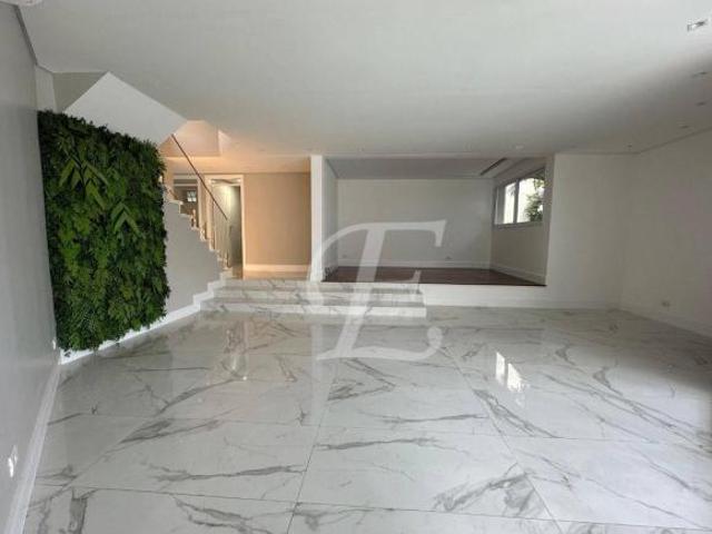Casa com 3 dormitórios à venda, 262 m² por R$ 2.900.000,00 Alphaville Santana de Parnaíba/SP