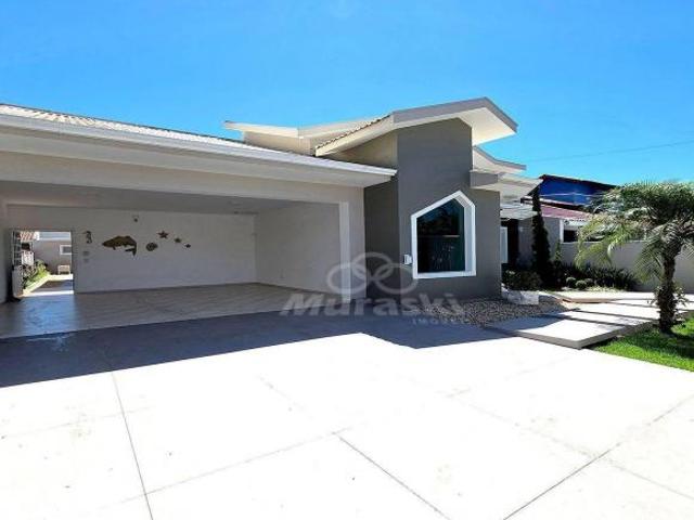 Casa com 3 dormitórios à venda, 276 m² por R$ 2.200.000,00 Centro Guaratuba/PR