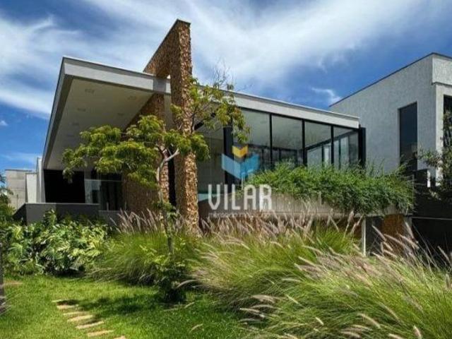 Casa com 3 dormitórios à venda, 278 m² por R$ 2.600.000,00 Alphaville Nova Esplanada III Votoran