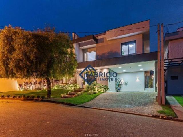Casa com 3 dormitórios à venda, 278 m² por R$ 2.090.000 Condomínio Picollo Villaggio Louveira/SP