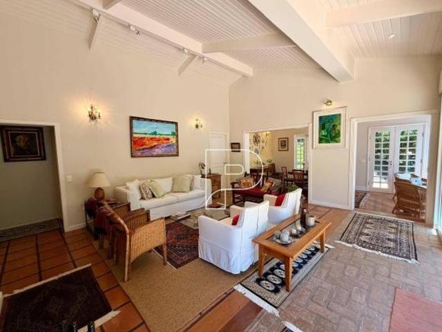 Casa com 3 dormitórios à venda, 270 m² por R$ 1.550.000,00 Forest Hills Jandira/SP