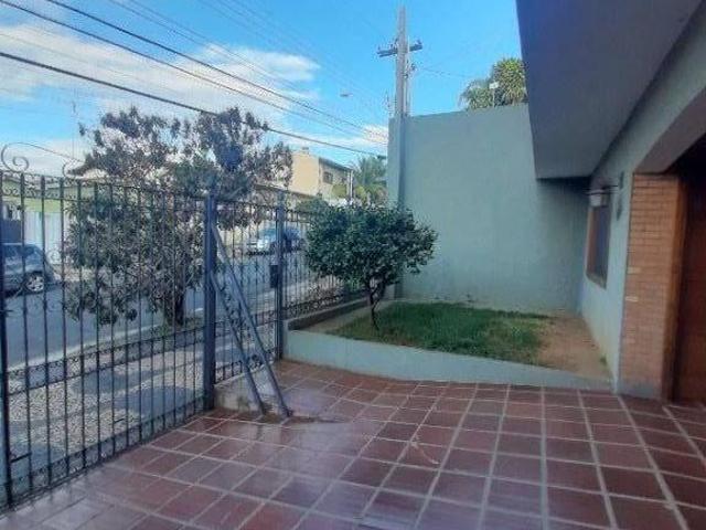 Casa com 3 dormitórios à venda, 270 m² por R$ 639.000,00 Vila Joaquim Inácio Campinas/SP