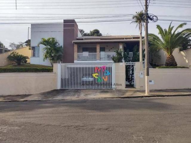 Casa com 3 dormitórios à venda, 271 m² por R$ 1.300.000,00 Centro Águas de São Pedro/SP