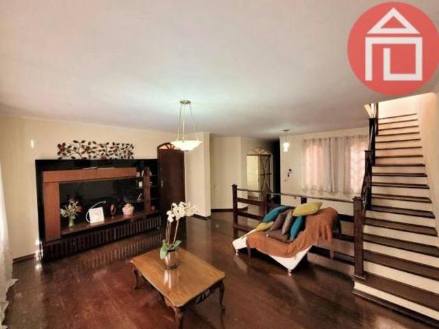 Casa com 3 dormitórios à venda, 272 m² por R$ 1.400.000,00 Jardim Recreio Bragança Paulista/SP