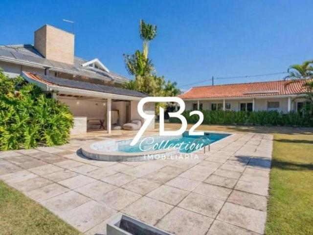 Casa com 3 dormitórios à venda, 273 m² por R$ 2.290.000,00 Condomínio Vista Alegre Sede Vinhed
