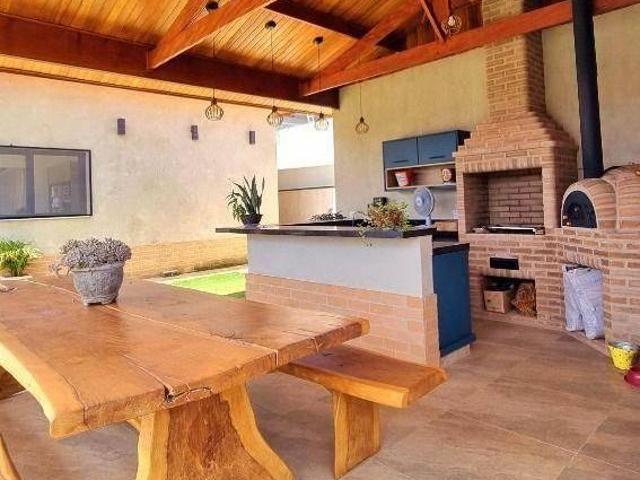 Casa com 3 dormitórios à venda, 287 m² por R$ 1.590.000,00 Condomínio Jardim Flamboyan Bragança