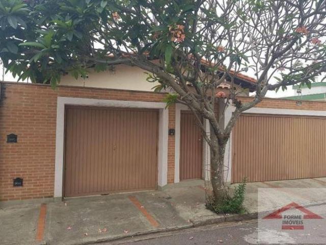 Casa com 3 dormitórios à venda, 280 m² por R$ 1.100.000,00 Centro Jundiaí/SP