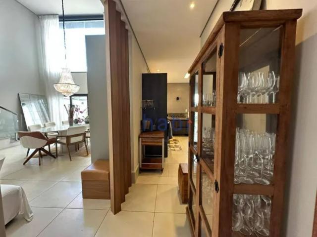 Casa com 3 dormitórios à venda, 280 m² por R$ 2.000.000,00 Condomínio Belvedere I Votorantim/SP