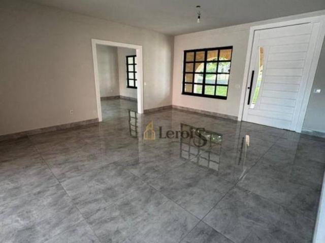 Casa com 3 dormitórios à venda, 281 m² por R$ 1.800.000,00 Condomínio Portal dos Bandeirantes II