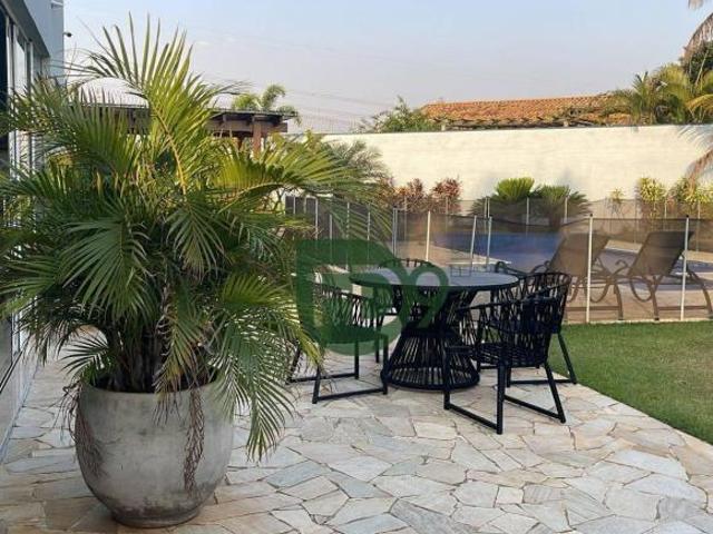 Casa com 3 dormitórios à venda, 296 m² por R$ 3.500.000,00 Condomínio Estância Hipica Nova Odess