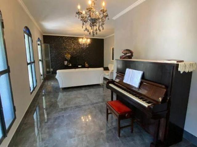 Casa com 3 dormitórios à venda, 297 m² por R$ 1.800.000,00 Parque Terranova Valinhos/SP