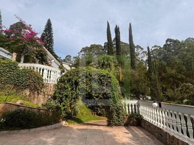 Casa com 3 dormitórios à venda, 297 m² por R$ 1.950.000,00 Condomínio Serra dos Cristais. Cajama