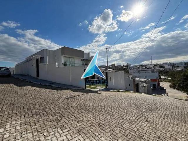 Casa com 3 dormitórios à venda, 298 m² por R$ 1.700.000 Morada do Vale II Governador Valadares/M